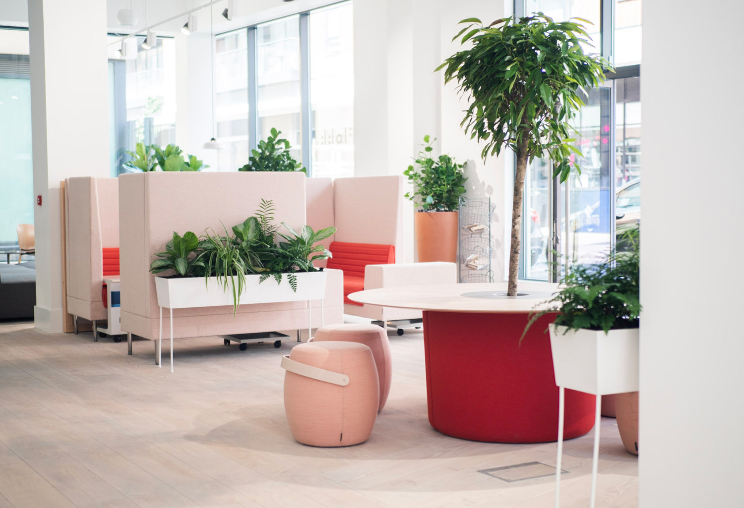 BOX DE REUNION - RPLUS | Idea&Ko